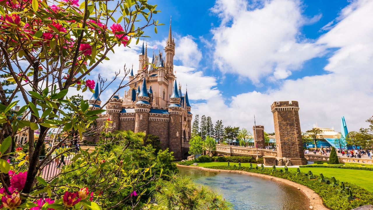 Sizes of Disney Castles Around the World Ranked - Offstage WDW